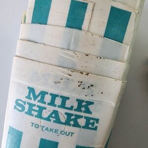 Milk Shake Take Out Cups | Dining | 95s Milk Shake Cups 24 Waxed Paper ...